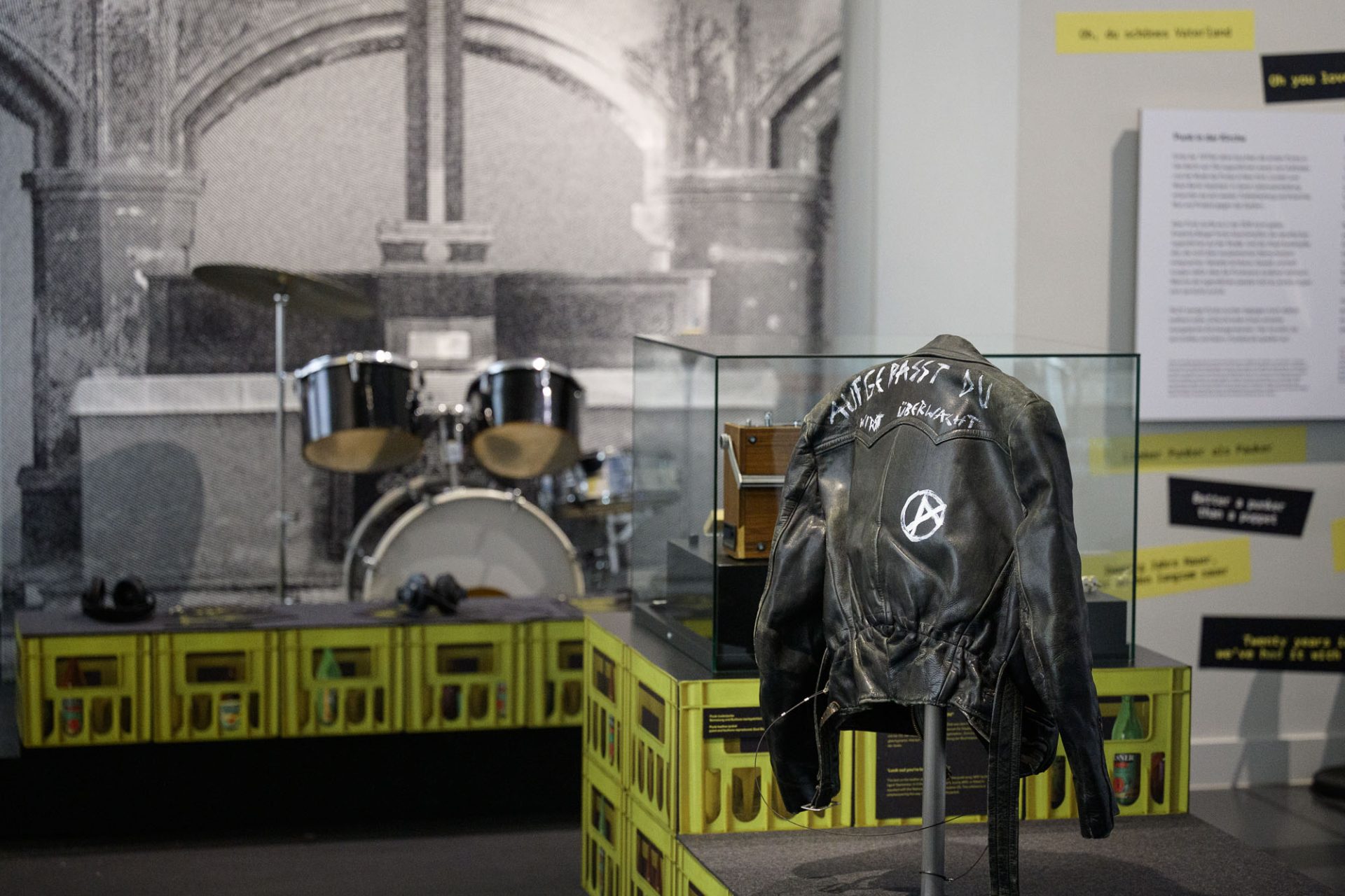 „Punk in der Kirche. Ost-Berlin 1979-89“ – neue Schau in der ...